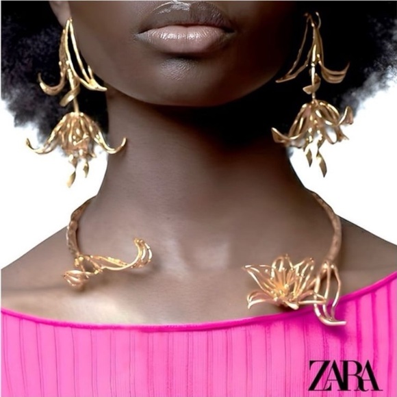 Zara | Jewelry | Zara Golden Sculpted Floral Choker | Poshmark